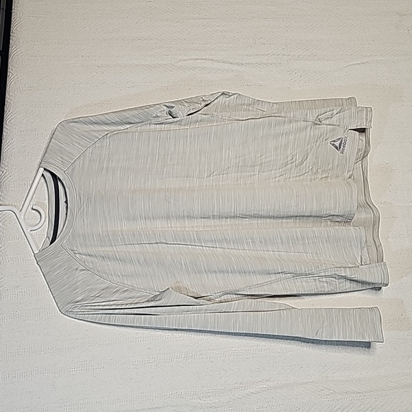 Reebok | Shirts | Reebok Dri Fit Longsleeve Mens Shirt In Large | Poshmark